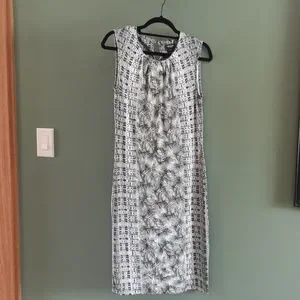 Olsen Europe | Dresses | Olsen Europe Tropical Print Shift Sleeveless ...